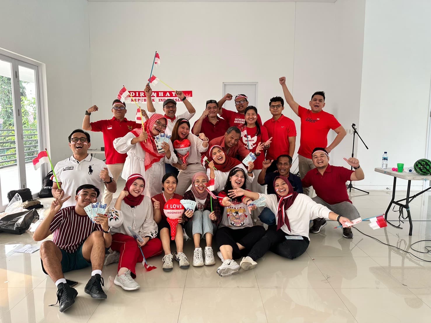 About Us | Top B2B Raw Materials Platform | Proglix